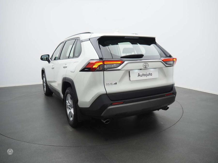 Balts Toyota RAV4 2019 Viļņa, ar dzinēja tilpumu 1.99 L un nobraukumu 96 tūkst. km par 20100 €, foto 6 vietnē AUTOMOTO.COM.LV