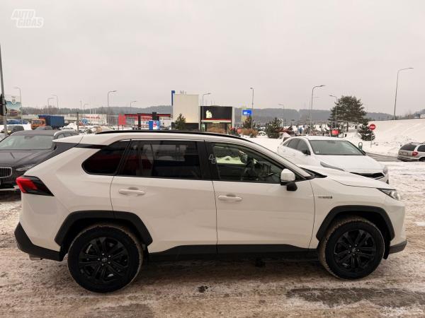 Balts Toyota RAV4 2019 Viļņa, ar dzinēja tilpumu 2.50 L un nobraukumu 103 tūkst. km par 25300 €, foto 8 vietnē AUTOMOTO.COM.LV