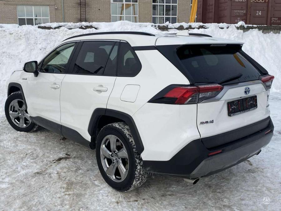 Balts Toyota RAV4 2019 Viļņa, ar dzinēja tilpumu 2.49 L un nobraukumu 197 tūkst. km par 20200 €, foto 11 vietnē AUTOMOTO.COM.LV