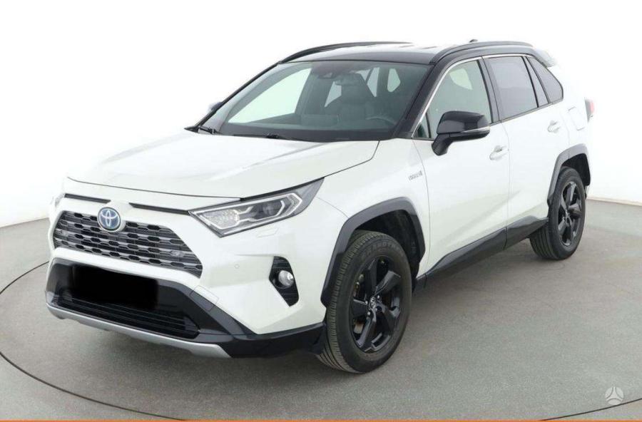 Balts Toyota RAV4 2019 Viļņa, ar dzinēja tilpumu 2.50 L un nobraukumu 190 tūkst. km par 22999 €, foto 3 vietnē AUTOMOTO.COM.LV