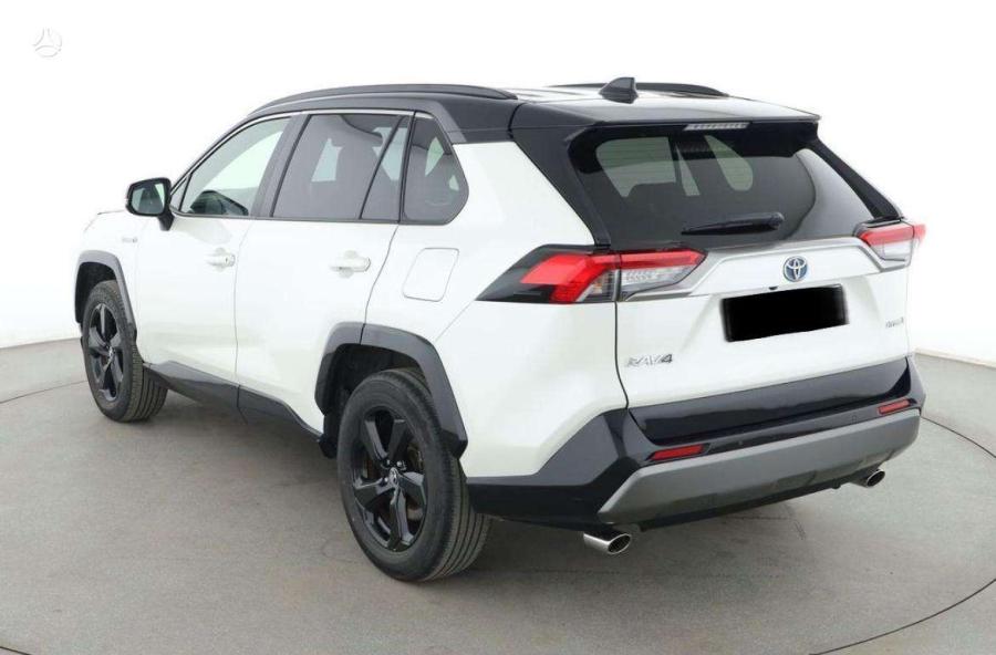 Balts Toyota RAV4 2019 Viļņa, ar dzinēja tilpumu 2.50 L un nobraukumu 190 tūkst. km par 22999 €, foto 5 vietnē AUTOMOTO.COM.LV
