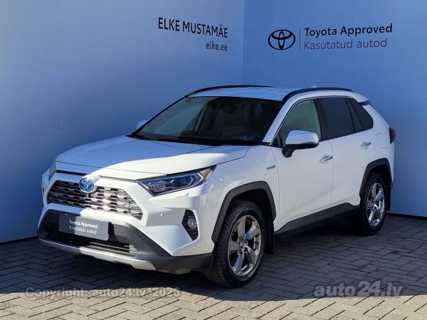 White Toyota RAV4 2019 in Tallinn, with an engine capacity of 2.49 L and mileage of 65 thousand km for 30495 €, photo 1 on AUTOMOTO.COM.LV