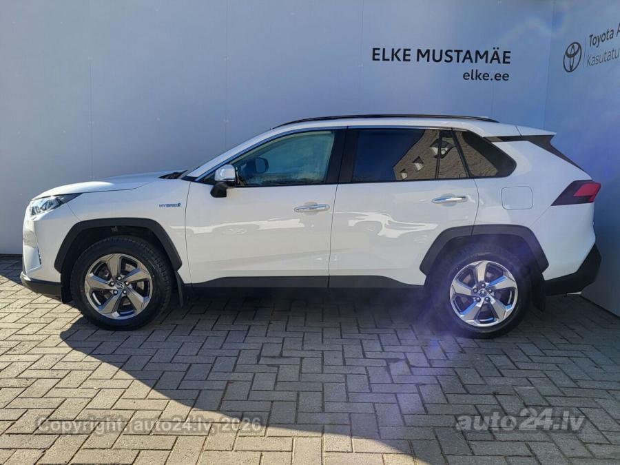 Balts Toyota RAV4 2019 Tallina, ar dzinēja tilpumu 2.49 L un nobraukumu 65 tūkst. km par 30495 €, foto 3 vietnē AUTOMOTO.COM.LV