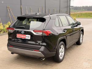 White Toyota RAV4 2019 in Vilnius, with an engine capacity of 0.00 L and mileage of 254 thousand km for 20950 €, photo 5 on AUTOMOTO.COM.LV