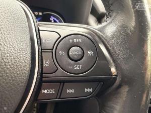 White Toyota RAV4 2019 in Vilnius, with an engine capacity of 0.00 L and mileage of 254 thousand km for 20950 €, photo 26 on AUTOMOTO.COM.LV