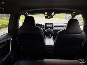 Balts Toyota RAV4 2019 Viļņa, ar dzinēja tilpumu 2.50 L un nobraukumu 139 tūkst. km par 25950 €, foto 11 vietnē AUTOMOTO.COM.LV