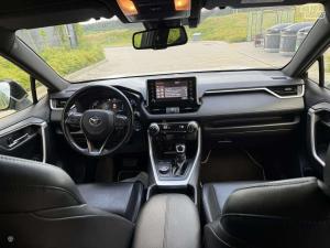 Balts Toyota RAV4 2019 Viļņa, ar dzinēja tilpumu 2.50 L un nobraukumu 139 tūkst. km par 25950 €, foto 14 vietnē AUTOMOTO.COM.LV