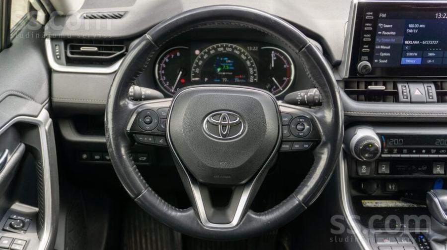 Balts Toyota RAV4 2019 Rīga, ar dzinēja tilpumu 2.00 L un nobraukumu 219 tūkst. km par 18890 €, foto 15 vietnē AUTOMOTO.COM.LV