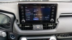 Balts Toyota RAV4 2019 Rīga, ar dzinēja tilpumu 2.00 L un nobraukumu 219 tūkst. km par 18890 €, foto 18 vietnē AUTOMOTO.COM.LV