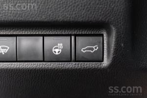 Balts Toyota RAV4 2019 Rīga, ar dzinēja tilpumu 2.50 L un nobraukumu 144 tūkst. km par 24500 €, foto 11 vietnē AUTOMOTO.COM.LV