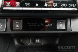 Balts Toyota RAV4 2019 Rīga, ar dzinēja tilpumu 2.50 L un nobraukumu 144 tūkst. km par 24500 €, foto 17 vietnē AUTOMOTO.COM.LV