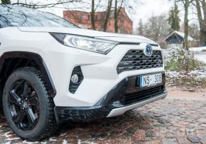 Balts Toyota RAV4 2019 Cēsis, ar dzinēja tilpumu 2.50 L un nobraukumu 98 tūkst. km par 27000 €, foto 6 vietnē AUTOMOTO.COM.LV