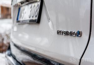 Balts Toyota RAV4 2019 Cēsis, ar dzinēja tilpumu 2.50 L un nobraukumu 98 tūkst. km par 27000 €, foto 9 vietnē AUTOMOTO.COM.LV