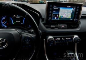 Balts Toyota RAV4 2019 Cēsis, ar dzinēja tilpumu 2.50 L un nobraukumu 98 tūkst. km par 27000 €, foto 24 vietnē AUTOMOTO.COM.LV