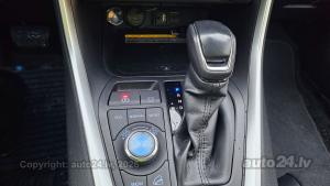 Белый Тойота РАВ 4 2019 в Таллин, объемом двигателя 2.00 л и пробегом 112 тыс. км за 28000 €, фото 11 на AUTOMOTO.COM.LV