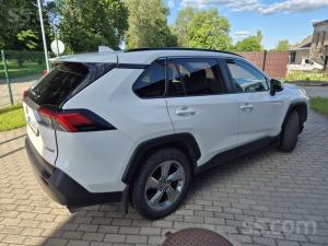 Balts Toyota RAV4 2019 Rēzekne, ar dzinēja tilpumu 2.50 L un nobraukumu 309 tūkst. km par 17700 €, foto 4 vietnē AUTOMOTO.COM.LV
