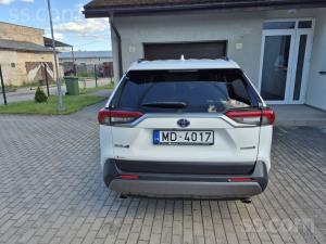 Balts Toyota RAV4 2019 Rēzekne, ar dzinēja tilpumu 2.50 L un nobraukumu 309 tūkst. km par 17700 €, foto 6 vietnē AUTOMOTO.COM.LV