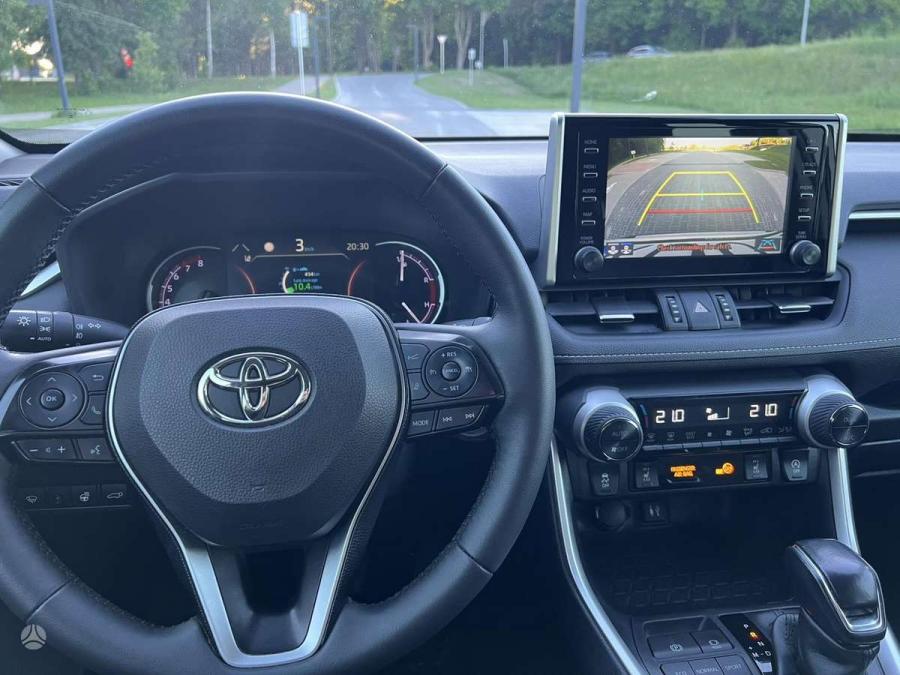 Белый Тойота РАВ 4 2019 в Юрбаркас, объемом двигателя 1.99 л и пробегом 220 тыс. км за 20700 €, фото 20 на AUTOMOTO.COM.LV
