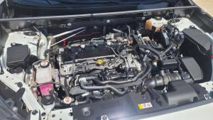 White Toyota RAV4 2019 in Siauliai, with an engine capacity of 2.49 L and mileage of 175 thousand km for 22700 €, photo 14 on AUTOMOTO.COM.LV