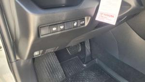 White Toyota RAV4 2019 in Siauliai, with an engine capacity of 2.49 L and mileage of 175 thousand km for 22700 €, photo 21 on AUTOMOTO.COM.LV