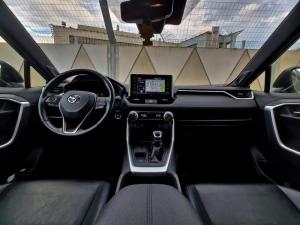Balts Toyota RAV4 2019 Rīga, ar dzinēja tilpumu 2.50 L un nobraukumu 84 tūkst. km par 29490 €, foto 4 vietnē AUTOMOTO.COM.LV