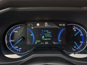 Balts Toyota RAV4 2019 Rīga, ar dzinēja tilpumu 2.50 L un nobraukumu 84 tūkst. km par 29490 €, foto 14 vietnē AUTOMOTO.COM.LV