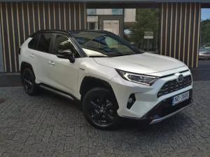 Balts Toyota RAV4 2019 Rīga, ar dzinēja tilpumu 2.50 L un nobraukumu 102 tūkst. km par 30500 €, foto 4 vietnē AUTOMOTO.COM.LV