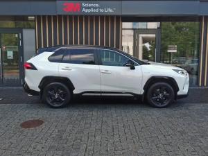 Balts Toyota RAV4 2019 Rīga, ar dzinēja tilpumu 2.50 L un nobraukumu 102 tūkst. km par 30500 €, foto 5 vietnē AUTOMOTO.COM.LV