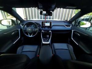 Balts Toyota RAV4 2019 Rīga, ar dzinēja tilpumu 2.50 L un nobraukumu 102 tūkst. km par 30500 €, foto 11 vietnē AUTOMOTO.COM.LV