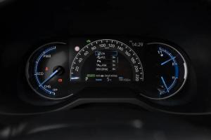 Balts Toyota RAV4 2019 Jelgava, ar dzinēja tilpumu 2.50 L un nobraukumu 140 tūkst. km par 26450 €, foto 21 vietnē AUTOMOTO.COM.LV