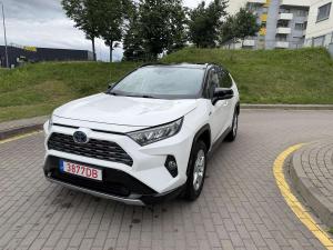 Balts Toyota RAV4 2019 Viļņa, ar dzinēja tilpumu 2.49 L un nobraukumu 236 tūkst. km par 17950 €, foto 3 vietnē AUTOMOTO.COM.LV