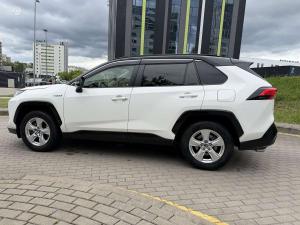 Balts Toyota RAV4 2019 Viļņa, ar dzinēja tilpumu 2.49 L un nobraukumu 236 tūkst. km par 17950 €, foto 7 vietnē AUTOMOTO.COM.LV