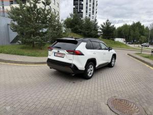 Balts Toyota RAV4 2019 Viļņa, ar dzinēja tilpumu 2.49 L un nobraukumu 236 tūkst. km par 17950 €, foto 16 vietnē AUTOMOTO.COM.LV