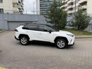 Balts Toyota RAV4 2019 Viļņa, ar dzinēja tilpumu 2.49 L un nobraukumu 236 tūkst. km par 17950 €, foto 17 vietnē AUTOMOTO.COM.LV