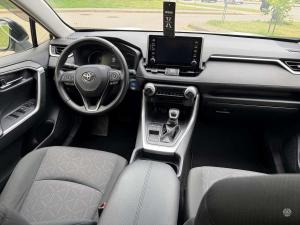 Balts Toyota RAV4 2019 Viļņa, ar dzinēja tilpumu 2.49 L un nobraukumu 236 tūkst. km par 17950 €, foto 25 vietnē AUTOMOTO.COM.LV