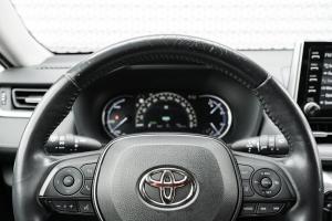 White Toyota RAV4 2019 in Marupe, with an engine capacity of 2.50 L and mileage of 144 thousand km for 23850 €, photo 13 on AUTOMOTO.COM.LV