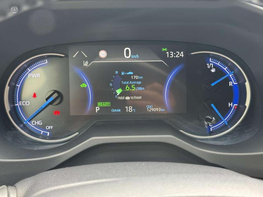 Белый Тойота РАВ 4 2019 в Каунас, объемом двигателя 2.49 л и пробегом 129 тыс. км за 24950 €, фото 19 на AUTOMOTO.COM.LV