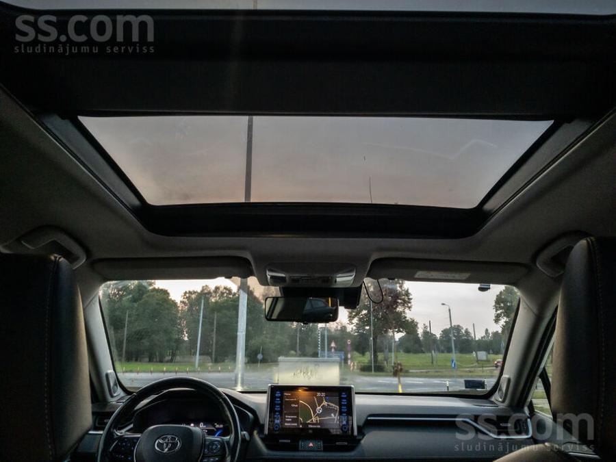 Balts Toyota RAV4 2019 Jelgava, ar dzinēja tilpumu 2.50 L un nobraukumu 145 tūkst. km par 25500 €, foto 8 vietnē AUTOMOTO.COM.LV