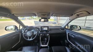 Balts Toyota RAV4 2019 Rīga, ar dzinēja tilpumu 2.50 L un nobraukumu 104 tūkst. km par 27100 €, foto 11 vietnē AUTOMOTO.COM.LV
