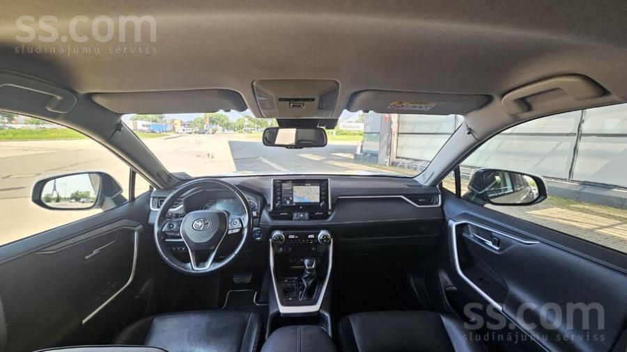 Balts Toyota RAV4 2019 Rīga, ar dzinēja tilpumu 2.50 L un nobraukumu 104 tūkst. km par 27100 €, foto 11 vietnē AUTOMOTO.COM.LV