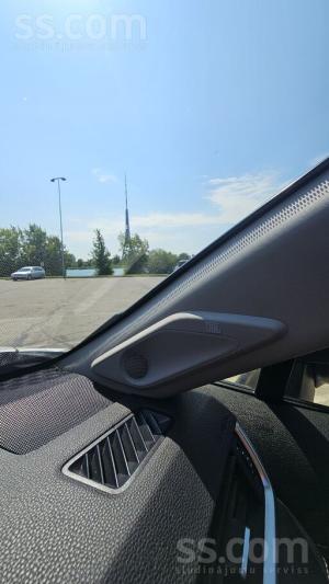 Balts Toyota RAV4 2019 Rīga, ar dzinēja tilpumu 2.50 L un nobraukumu 104 tūkst. km par 27100 €, foto 15 vietnē AUTOMOTO.COM.LV