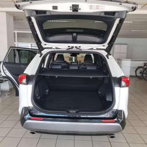 Balts Toyota RAV4 2019 Viļņa, ar dzinēja tilpumu 2.50 L un nobraukumu 145 tūkst. km par 25900 €, foto 6 vietnē AUTOMOTO.COM.LV