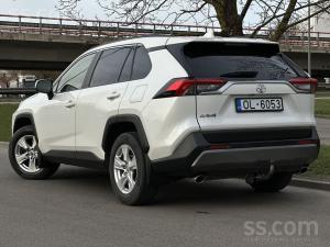 Balts Toyota RAV4 2019 Rīga, ar dzinēja tilpumu 2.00 L un nobraukumu 208 tūkst. km par 18100 €, foto 7 vietnē AUTOMOTO.COM.LV