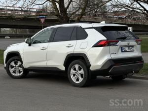 Balts Toyota RAV4 2019 Rīga, ar dzinēja tilpumu 2.00 L un nobraukumu 208 tūkst. km par 18100 €, foto 27 vietnē AUTOMOTO.COM.LV
