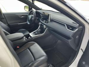 Balts Toyota RAV4 2019 Viļņa, ar dzinēja tilpumu 2.49 L un nobraukumu 133 tūkst. km par 25999 €, foto 12 vietnē AUTOMOTO.COM.LV