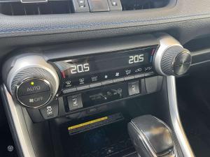 Balts Toyota RAV4 2019 Viļņa, ar dzinēja tilpumu 2.49 L un nobraukumu 133 tūkst. km par 25999 €, foto 18 vietnē AUTOMOTO.COM.LV