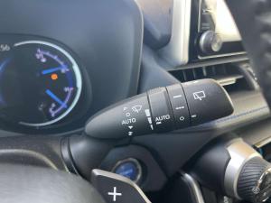 Balts Toyota RAV4 2019 Viļņa, ar dzinēja tilpumu 2.49 L un nobraukumu 133 tūkst. km par 25999 €, foto 24 vietnē AUTOMOTO.COM.LV