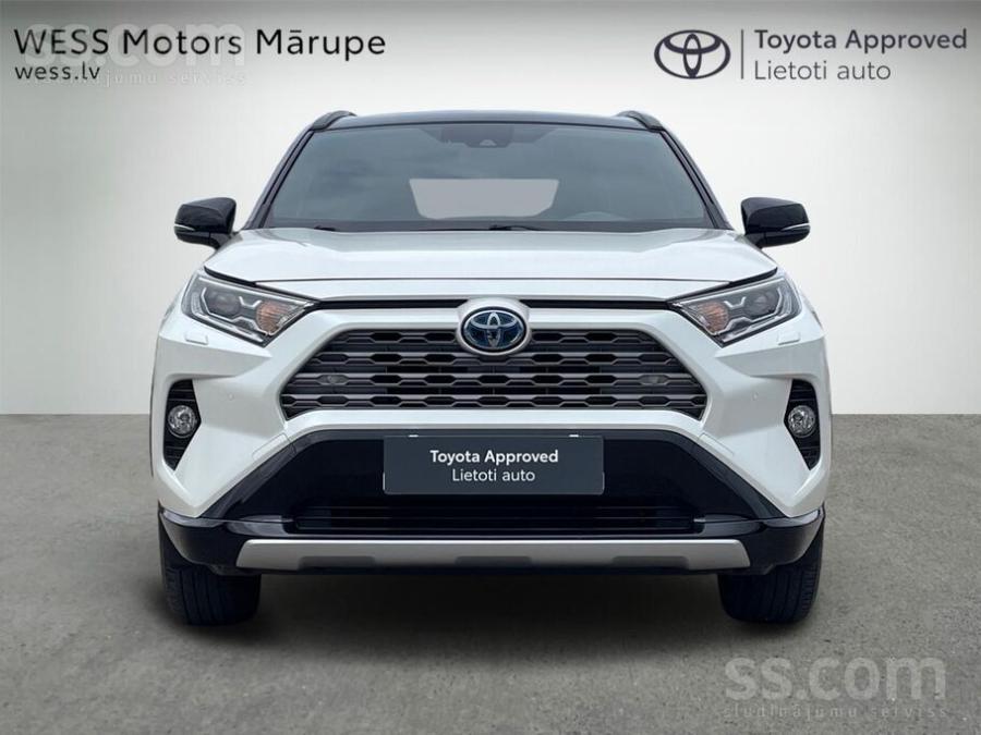 Balts Toyota RAV4 2019 Rīga, ar dzinēja tilpumu 2.50 L un nobraukumu 68 tūkst. km par 28990 €, foto 6 vietnē AUTOMOTO.COM.LV