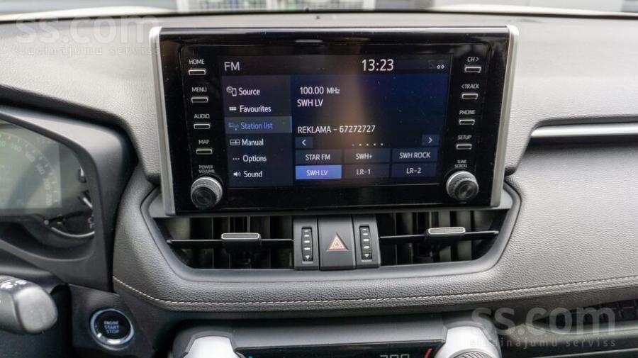 Balts Toyota RAV4 2019 Rīga, ar dzinēja tilpumu 2.00 L un nobraukumu 219 tūkst. km par 17490 €, foto 17 vietnē AUTOMOTO.COM.LV