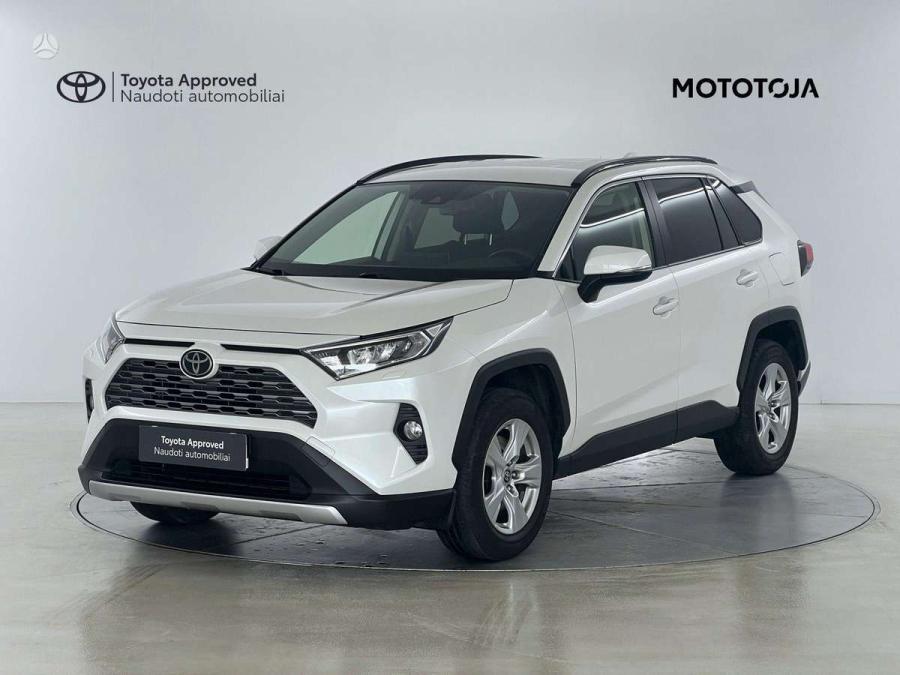 Balts Toyota RAV4 2019 Viļņa, ar dzinēja tilpumu 1.99 L un nobraukumu 98 tūkst. km par 22900 €, foto 1 vietnē AUTOMOTO.COM.LV